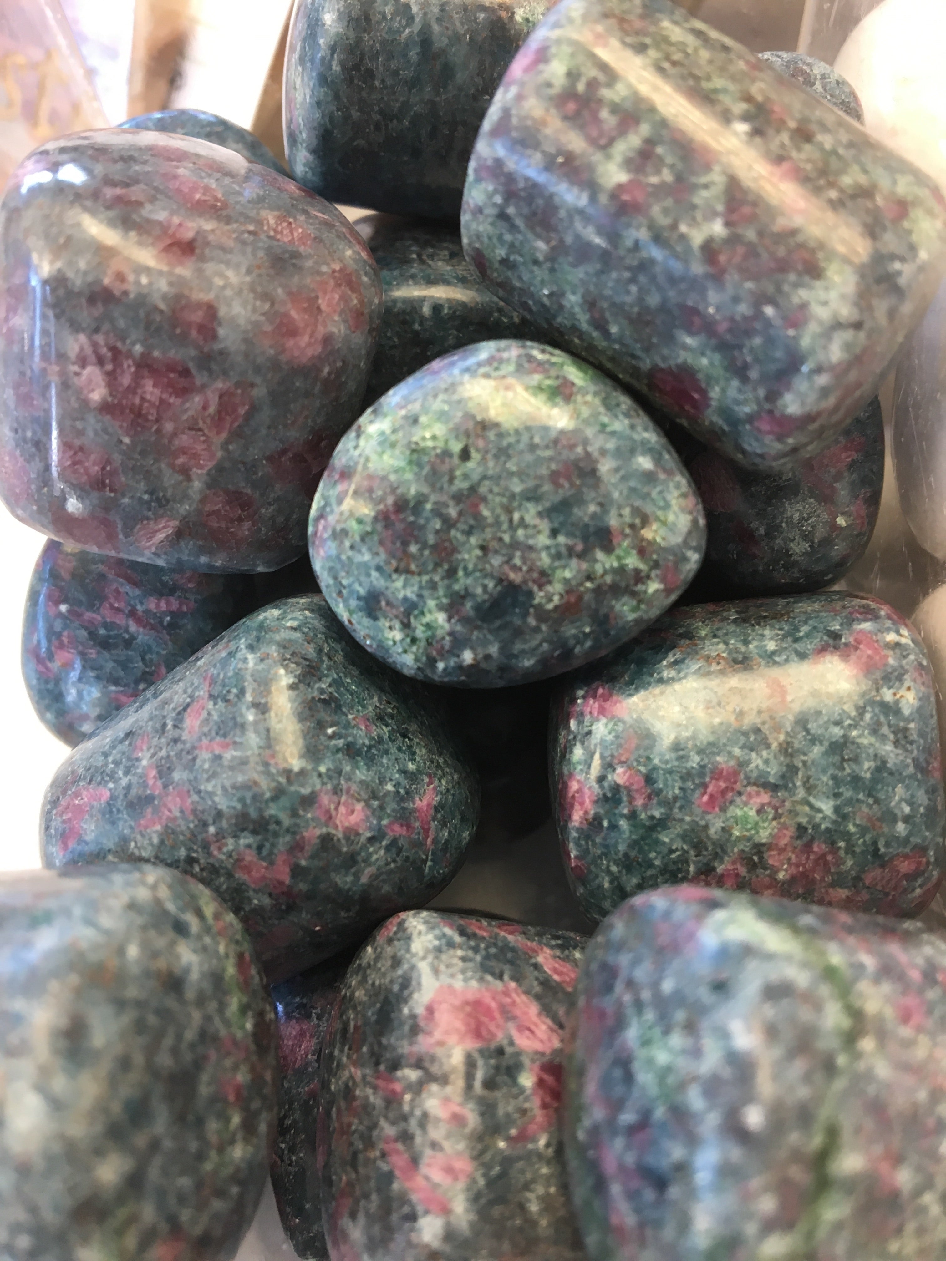 Ruby in kyanite zodiac 60 photos - Astrologytoyou.com
